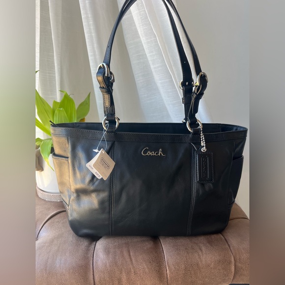 Coach | Bags | Nwt Coach F7721 Vintage Gallery Signature East West ...